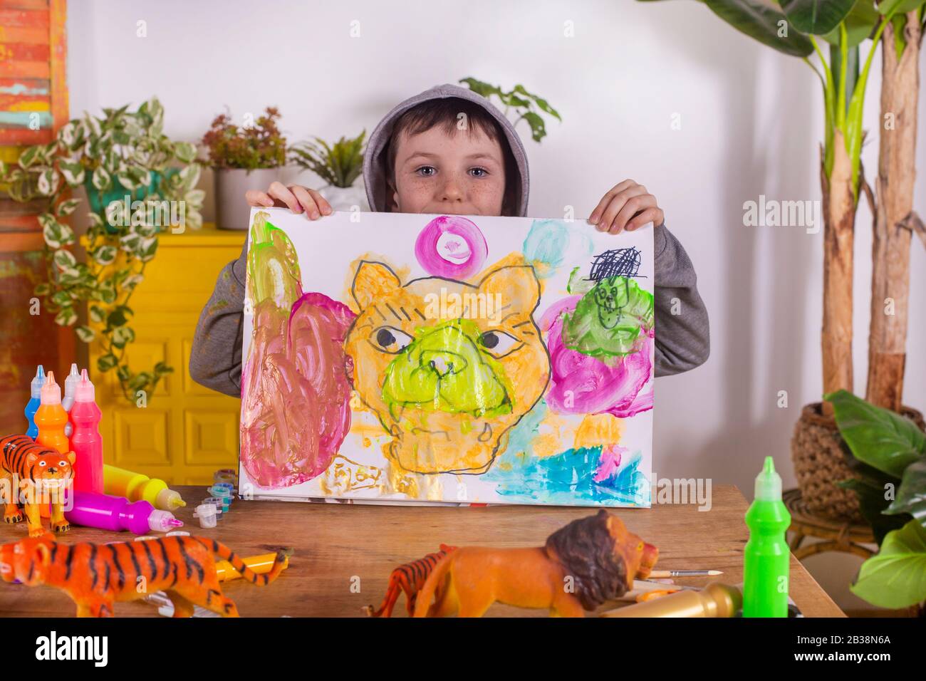 Showing artwork hi-res stock photography and images - Alamy