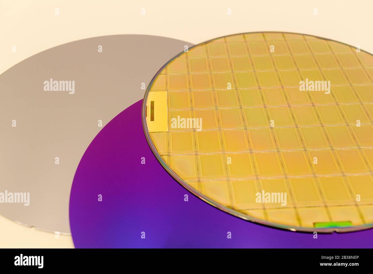 Silicon Wafers three types -empty grey wafer,purple wafer with SiO film ...