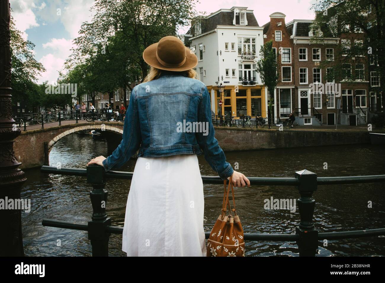 Person overlooking the city hi-res stock photography and images - Alamy