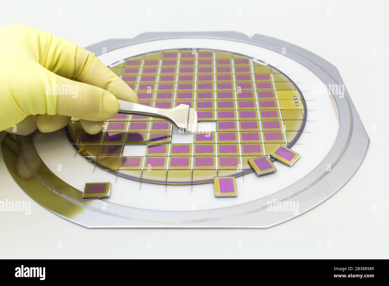 Silicon microchip wafer hi-res stock photography and images - Alamy