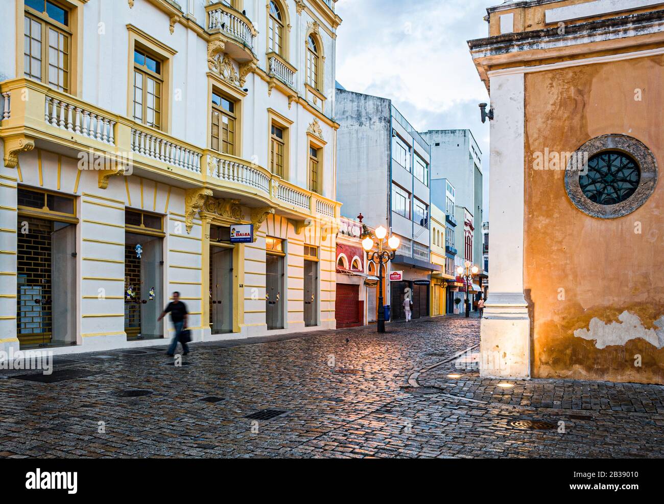 Pedestrian streets brazil hi-res stock photography and images - Alamy
