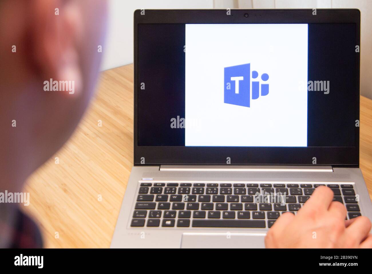 Microsoft teams icon hi-res stock photography and images - Alamy