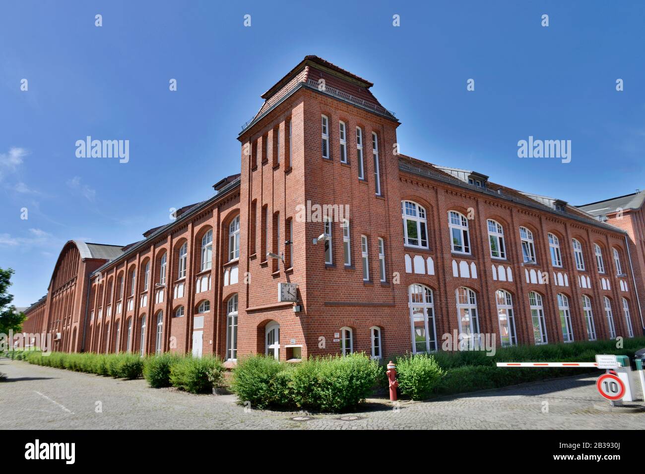 Gewerbepark hi-res stock photography and images - Alamy