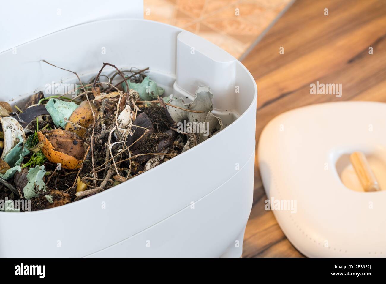 worm farm, composter. Eco-friendly home disposal of biodegradable waste ...