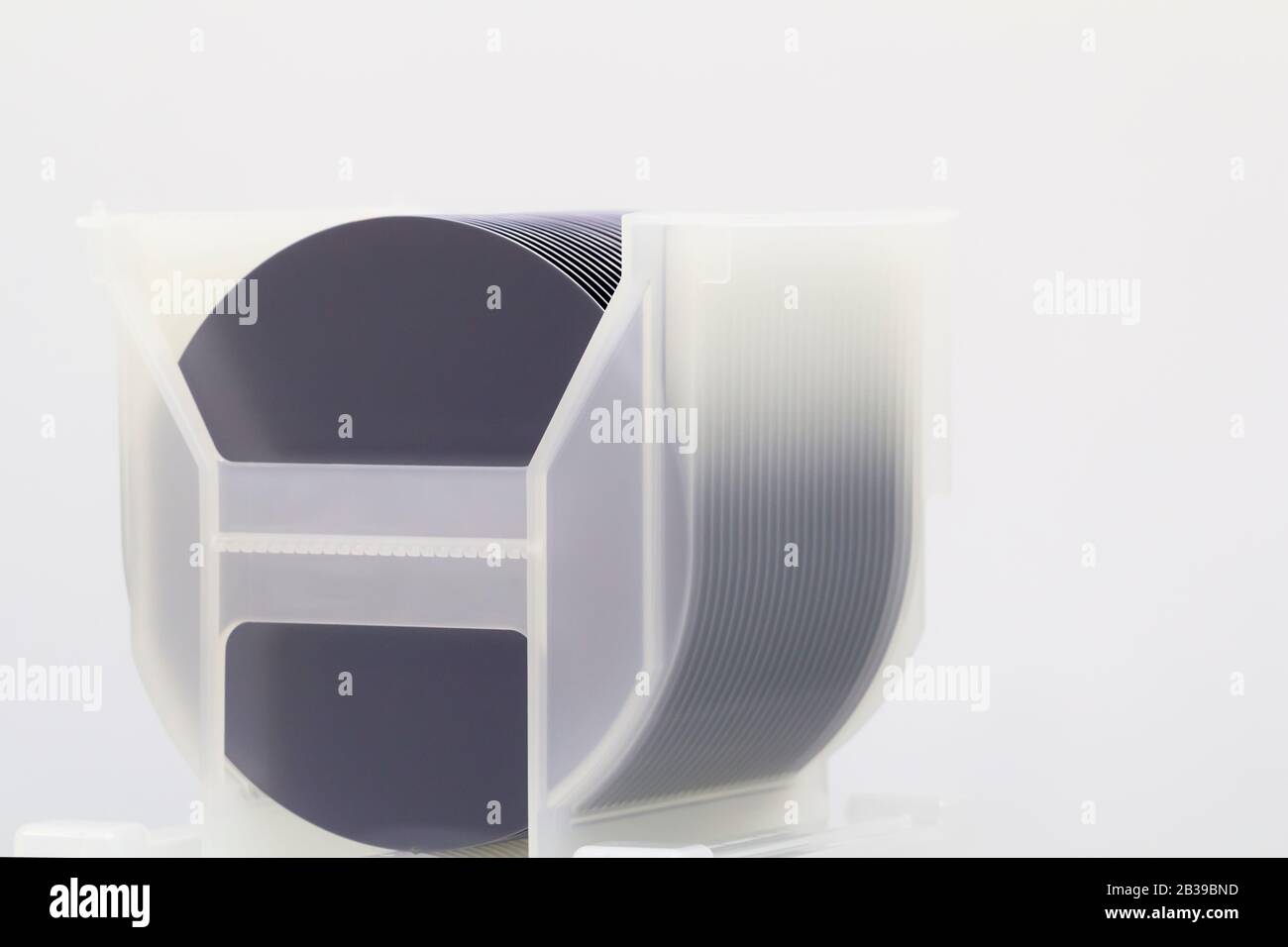 Polysilicon, silicon wafer production hi-res stock photography and ...