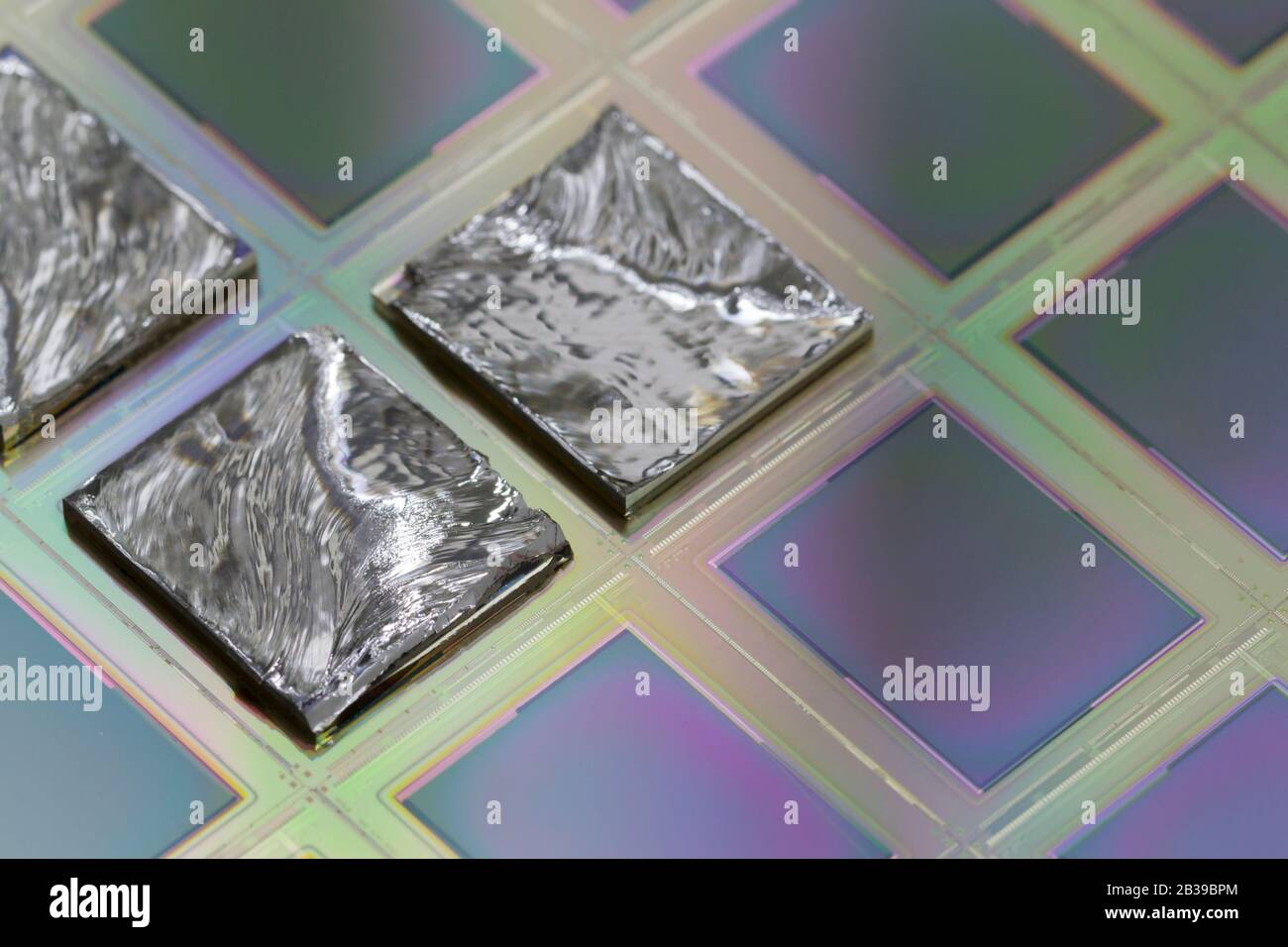 Pieces of polycrystalline silicon integrated on a polysilicon substrate ...