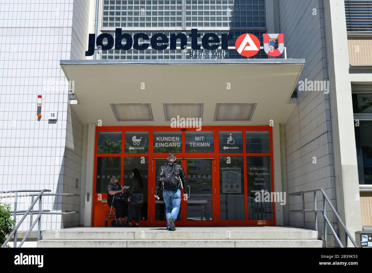 Jobcenter, Muellerstrasse, Wedding, Mitte, Berlin, Deutschland Stock ...