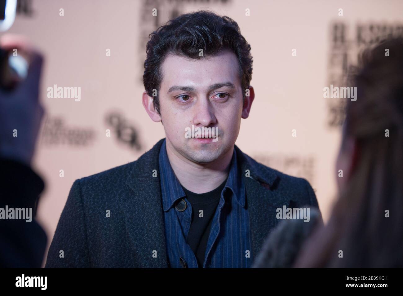 Movie theatre red carpet hi-res stock photography and images - Alamy