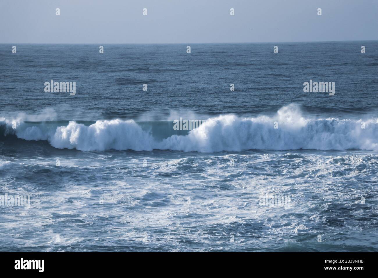 Big Ocean wave. Strong wave Stock Photo - Alamy