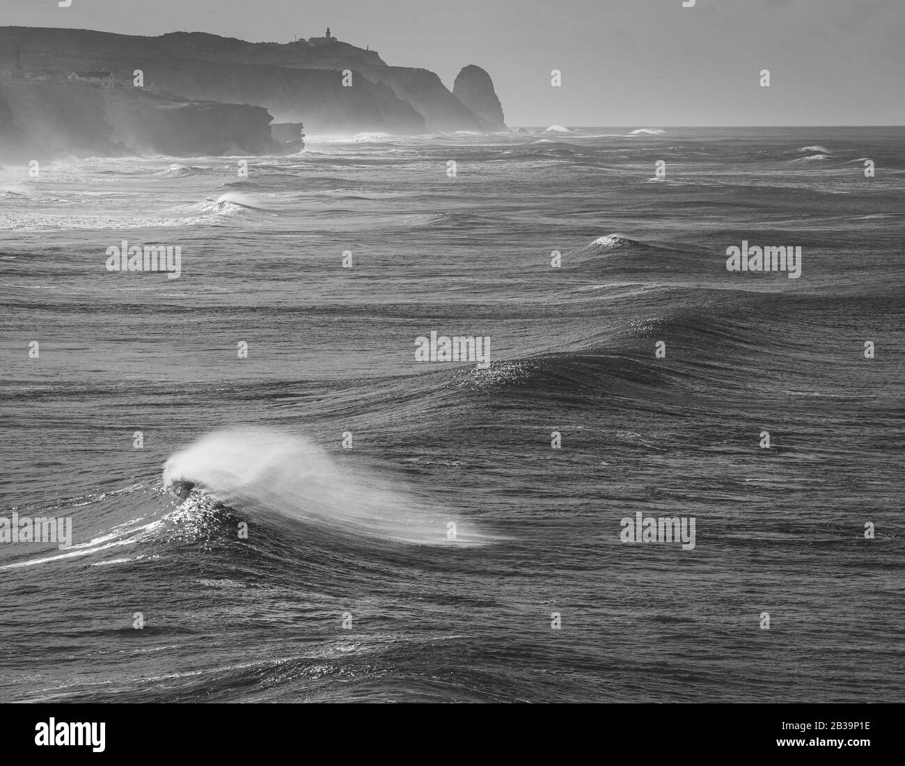 Extreme ocean wave Black and White Stock Photos & Images - Alamy