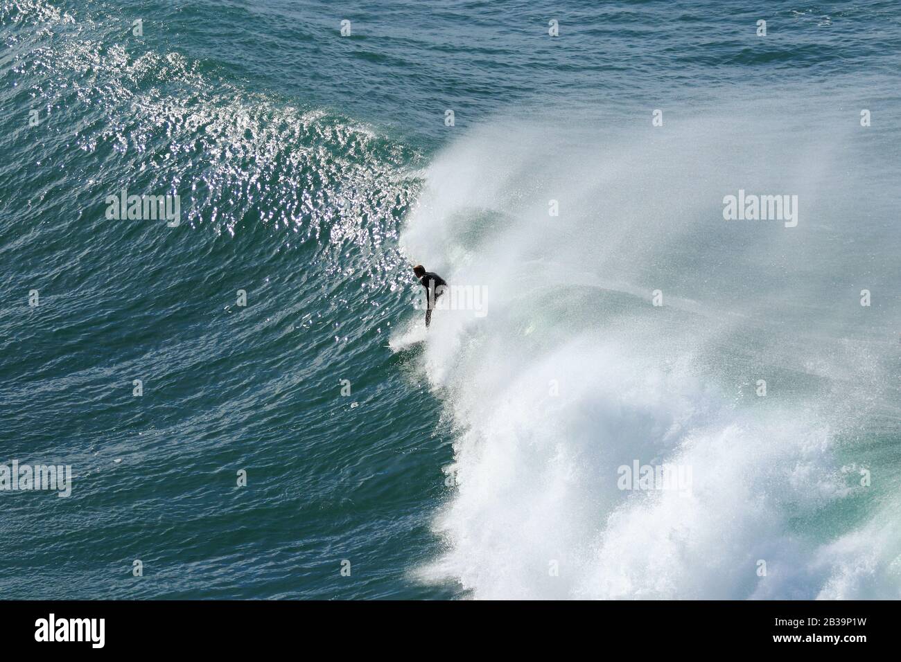 Big wave surf hi-res stock photography and images - Alamy