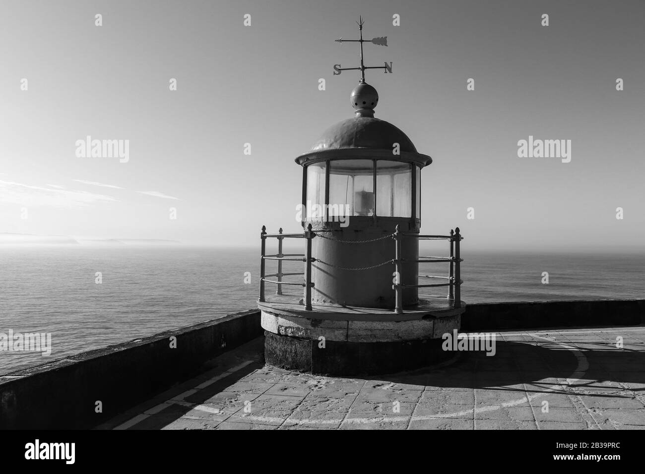 Scenery sea blue sky Black and White Stock Photos & Images - Alamy