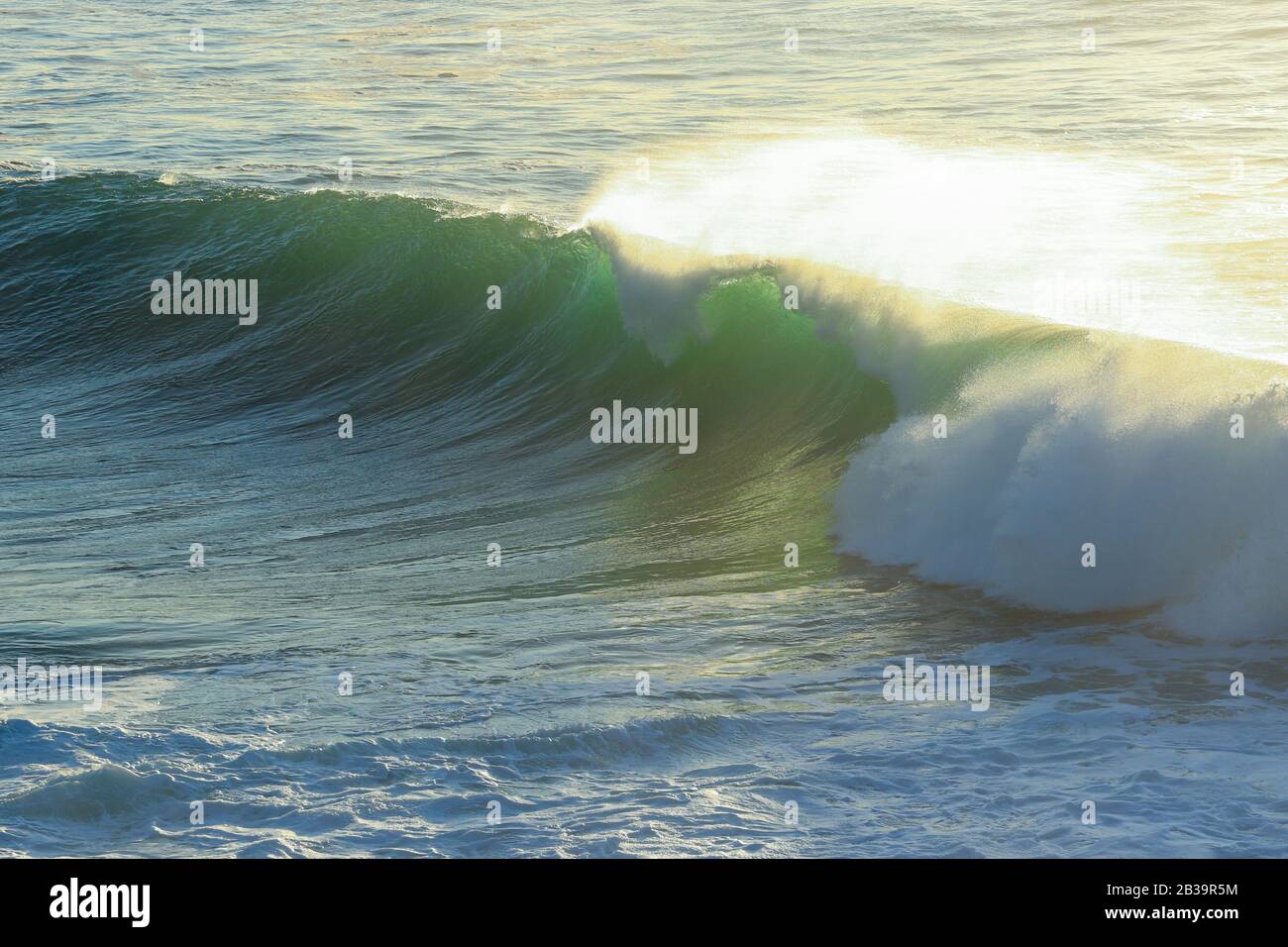 Surf Spot with Big beautful perfect surfing waves barreling in the ...