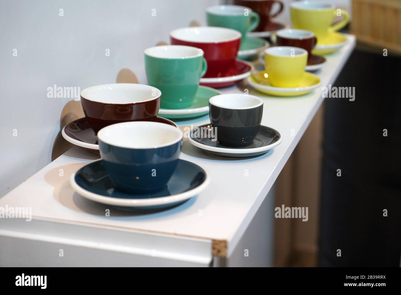 Cups of coffee lined up hi-res stock photography and images - Alamy