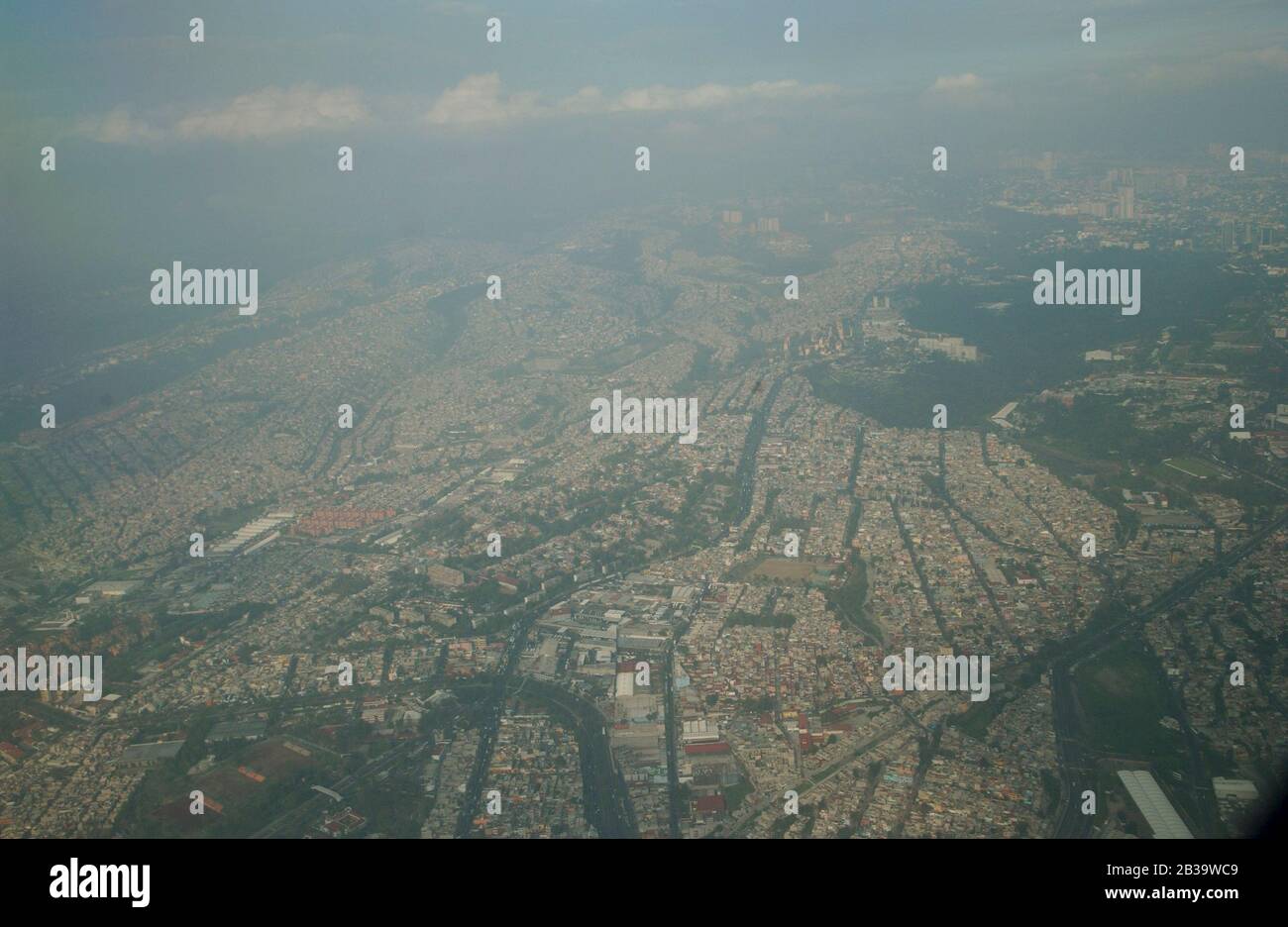 Mexico City DF, Mexico, June 2004: Aerial view of thick smog hanging ...