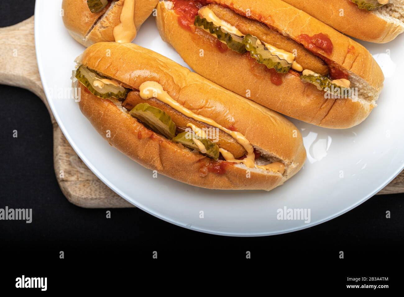 Curved Pickles High Resolution Stock Photography and Images - Alamy