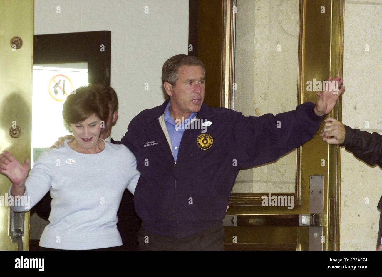 George bush laura bush campaign hi-res stock photography and images - Alamy