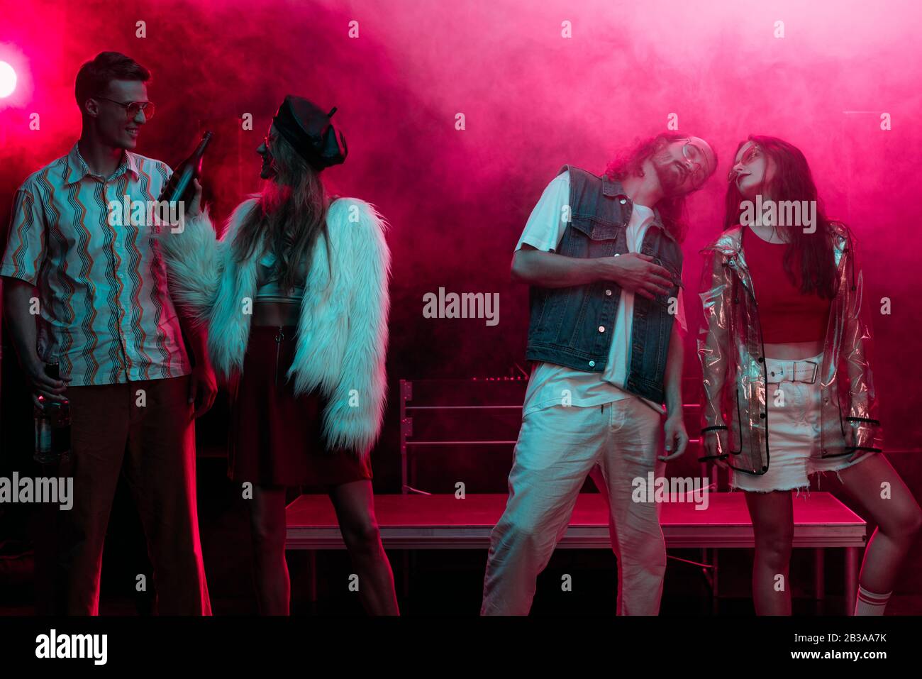 Girls club dance alcohol hi-res stock photography and images - Alamy