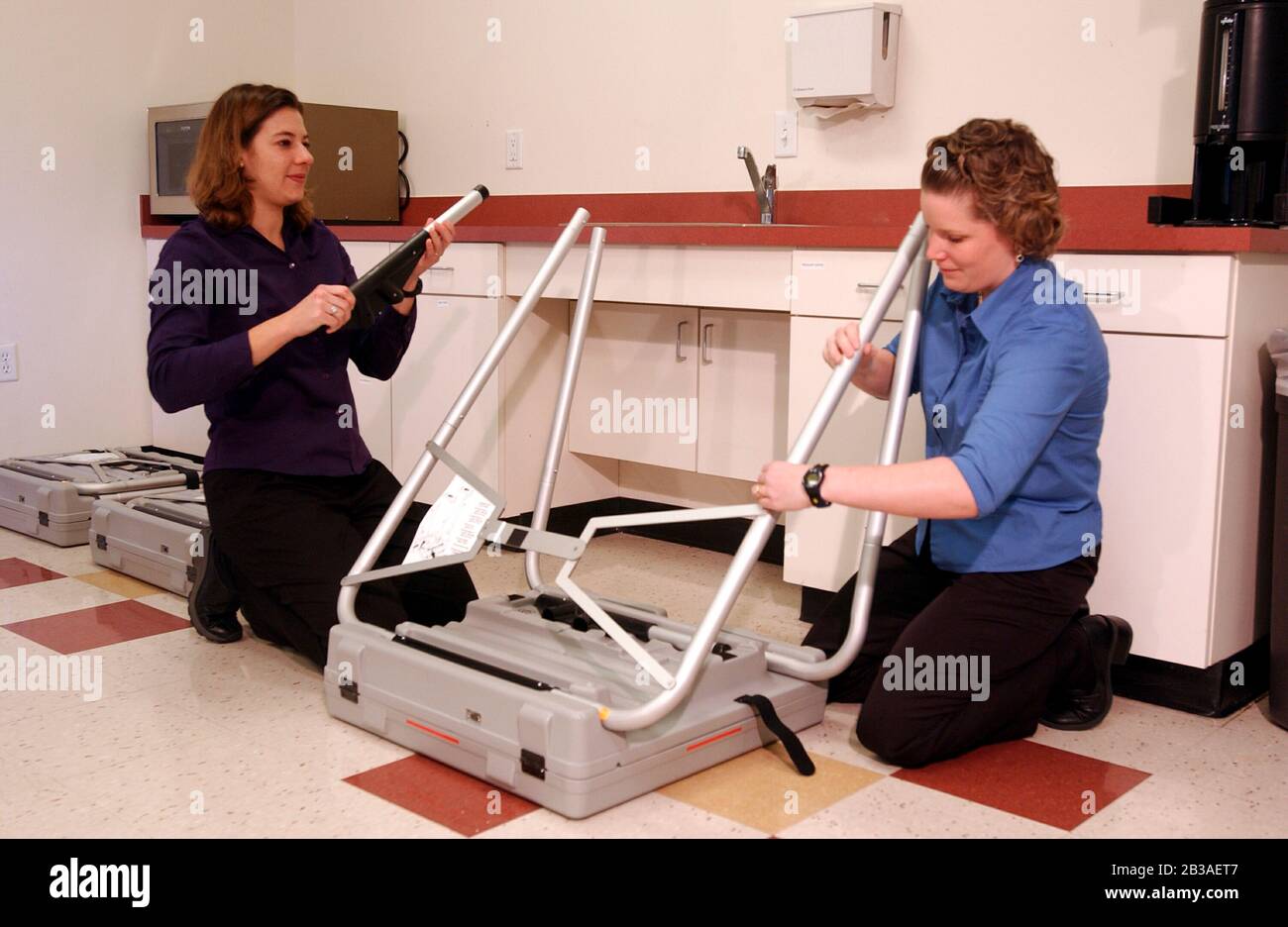 Punch card voting usa hi-res stock photography and images - Alamy