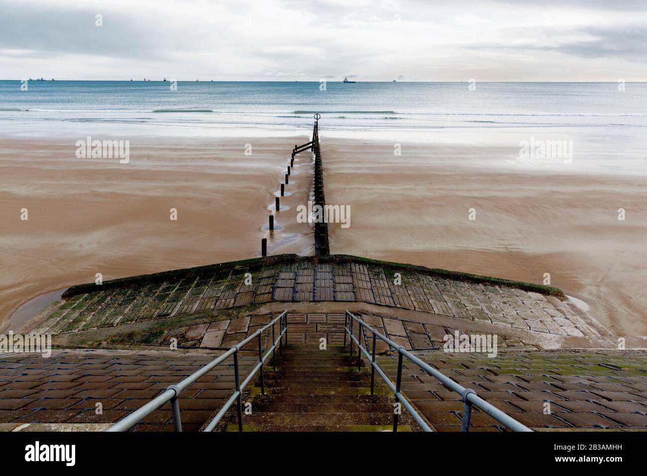 Examples of coastal engineering hi-res stock photography and images - Alamy