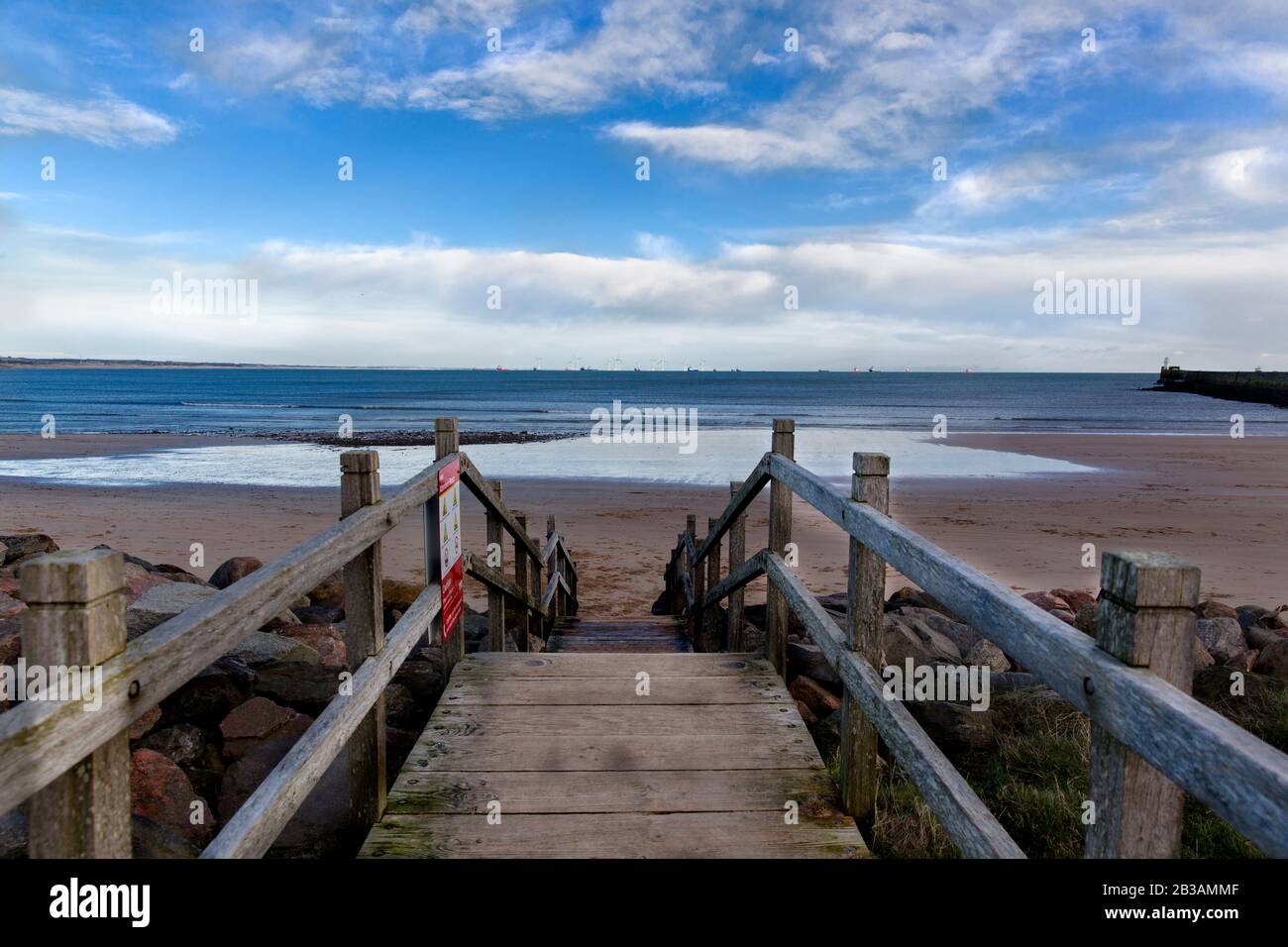 Examples of coastal engineering hi-res stock photography and images - Alamy