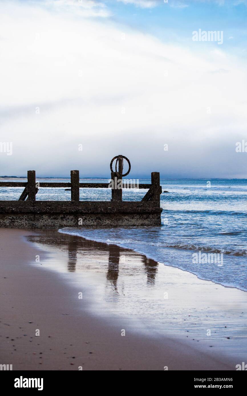 Examples of coastal engineering hi-res stock photography and images - Alamy