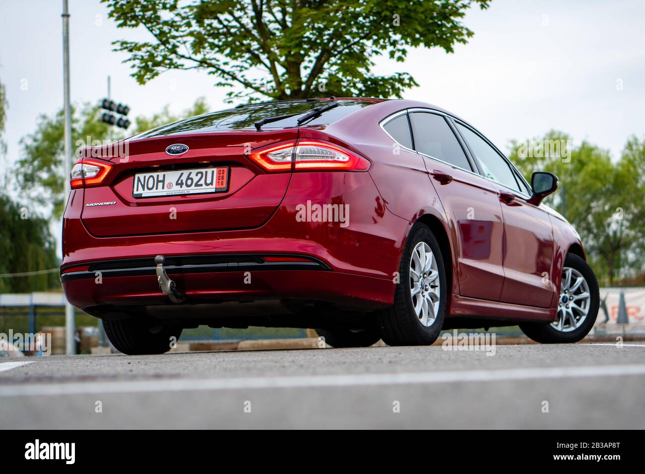 Ford mondeo titanium auto hi-res stock photography and images - Alamy