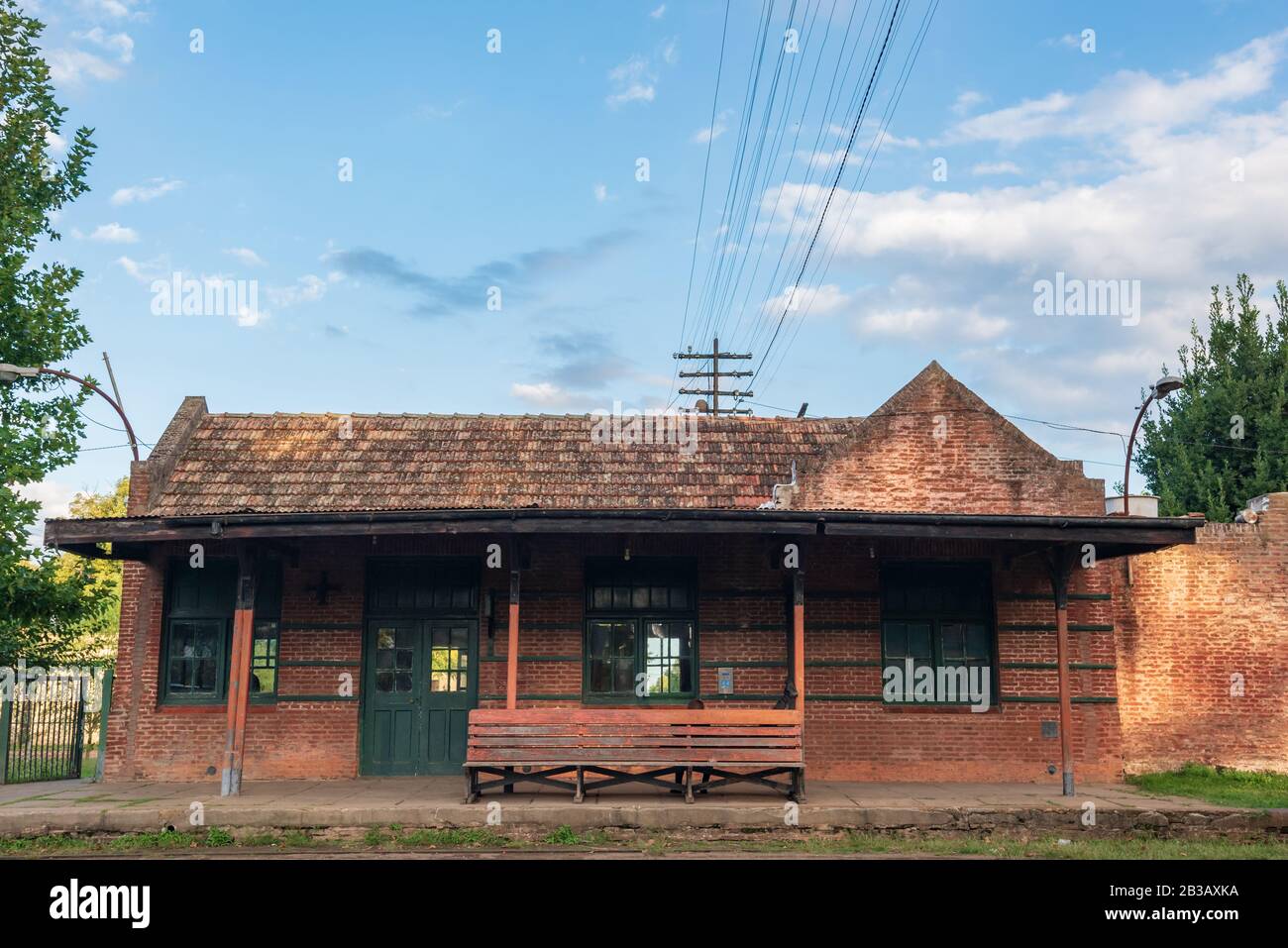 Traditional old train station hi-res stock photography and images - Alamy