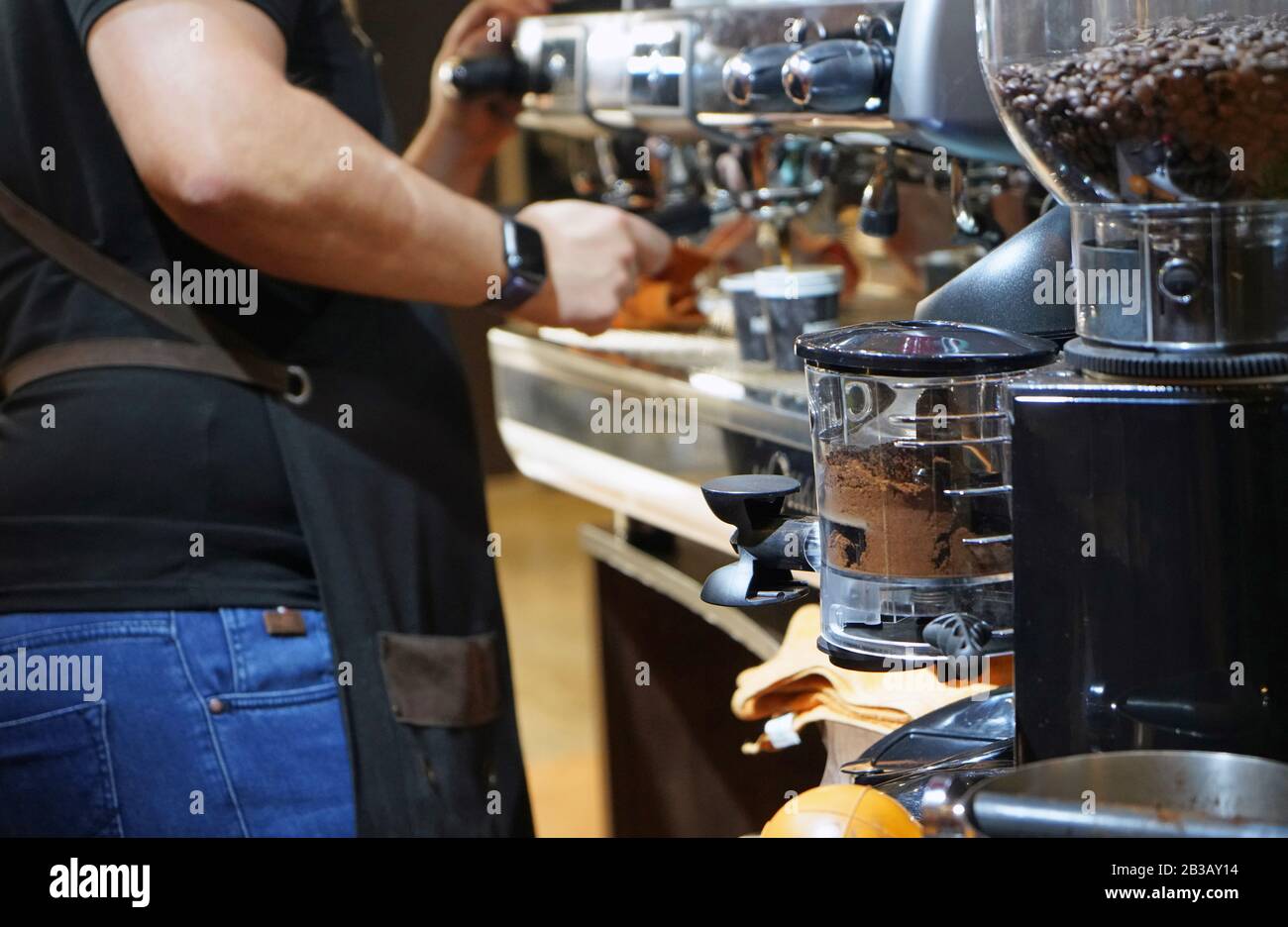 people making filter coffee Stock Photo - Alamy
