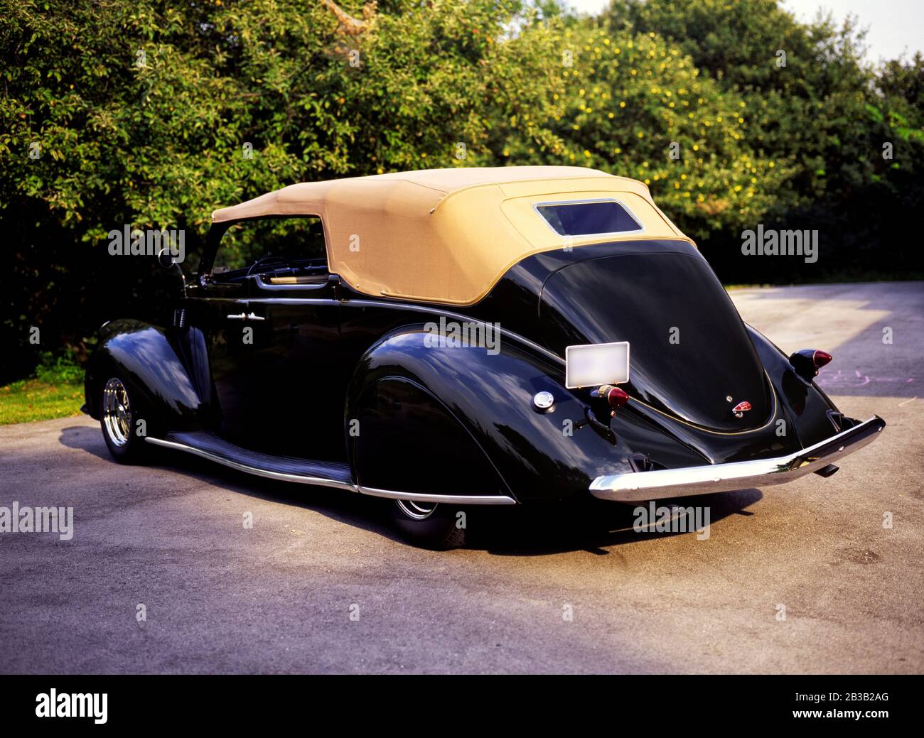 1937 lincoln zephyr custom hi-res stock photography and images - Alamy