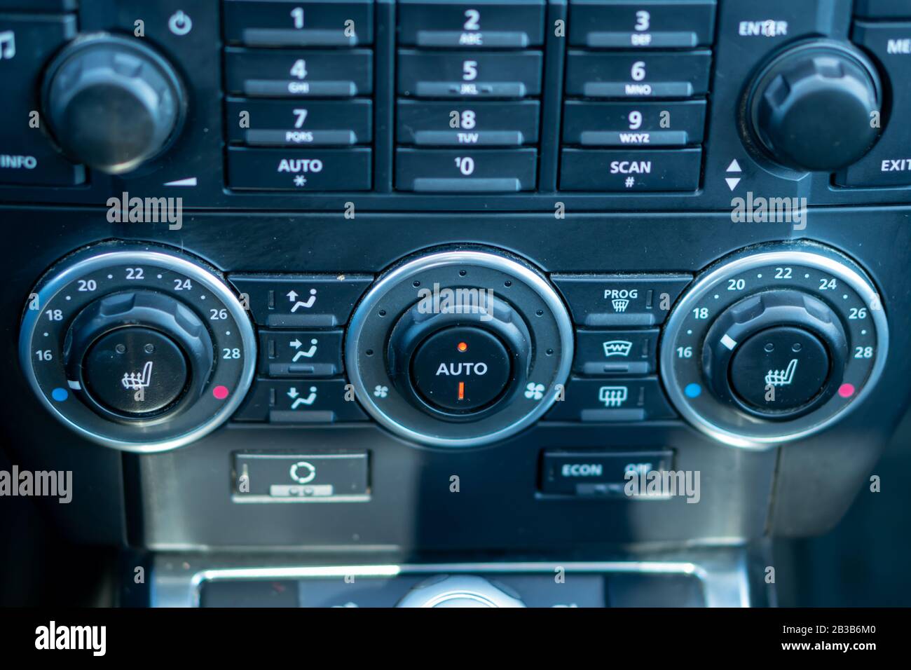 Car air conditioning unit hi-res stock photography and images - Alamy