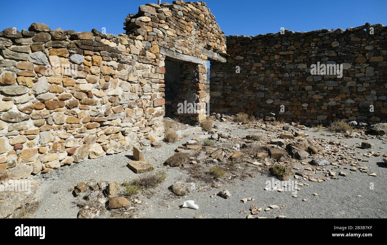 Ruins of an uninhabited village of Yesa in Navarre Stock Photo - Alamy