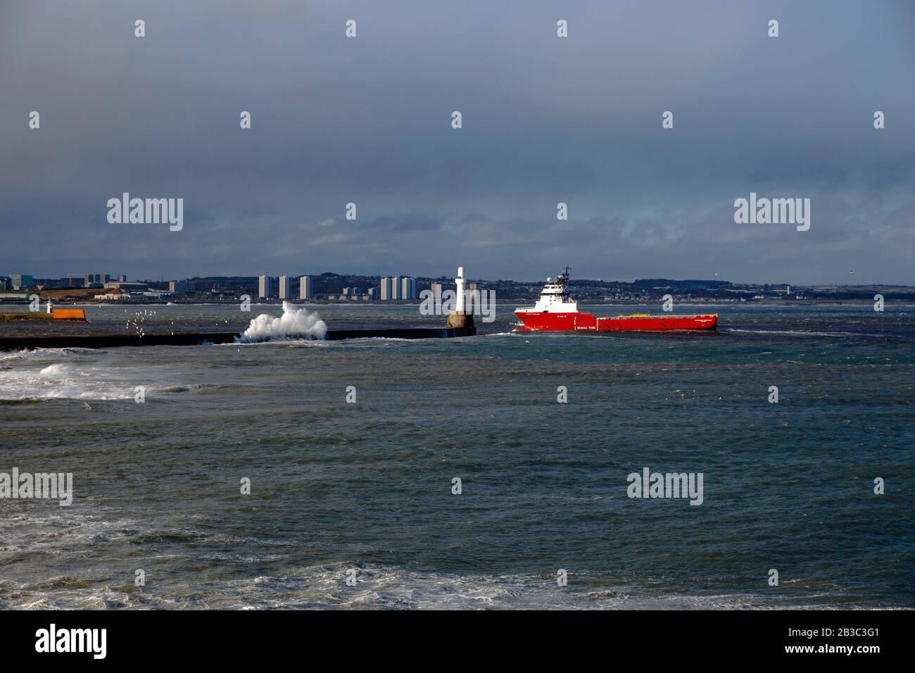 Photos of Vessels and Trawlers in Aberdeen Harbour and in Nigg Bay and ...