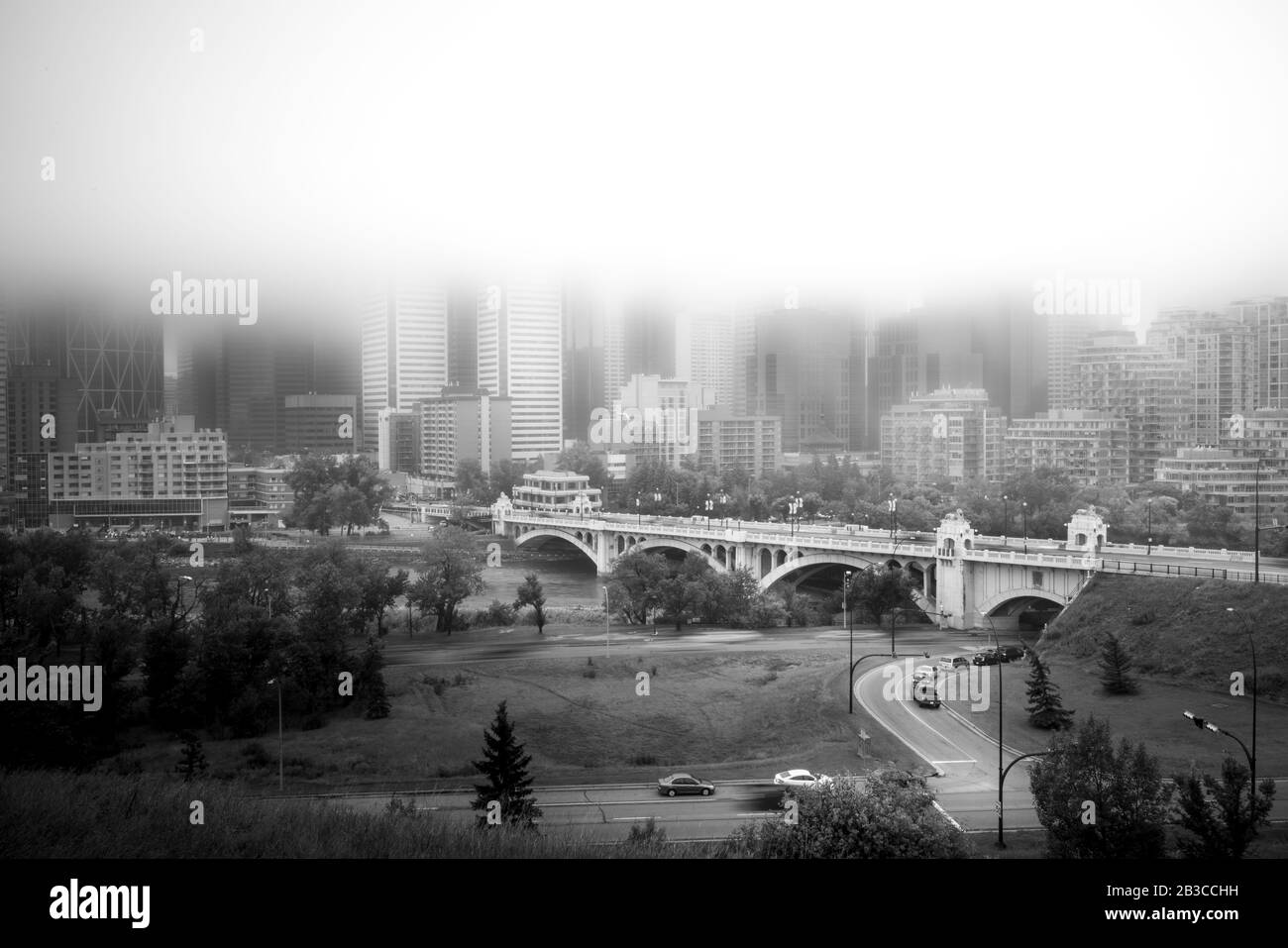 Calgary skyline alberta Black and White Stock Photos & Images - Alamy