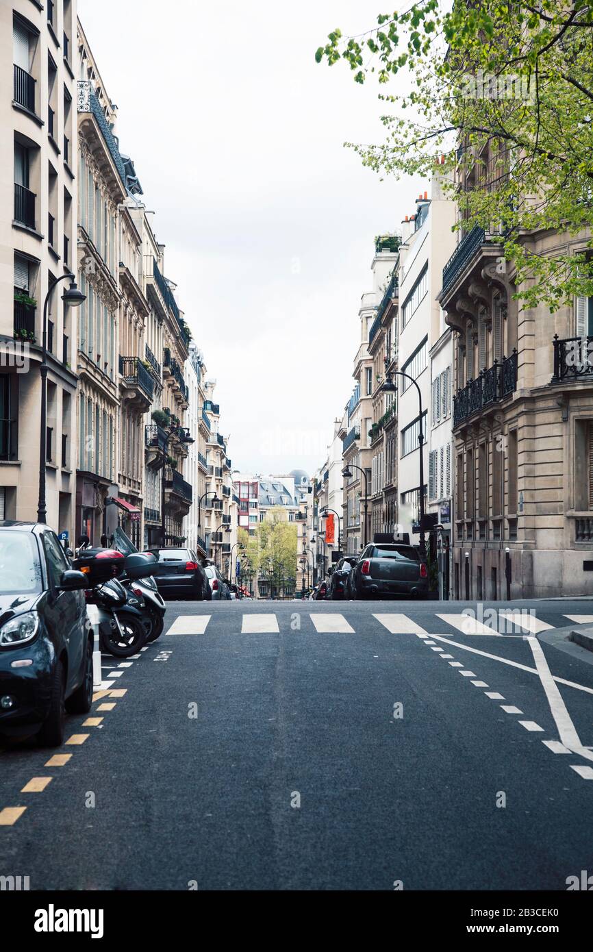houses on french streets of Paris. citylife concept, black balcony lace ...
