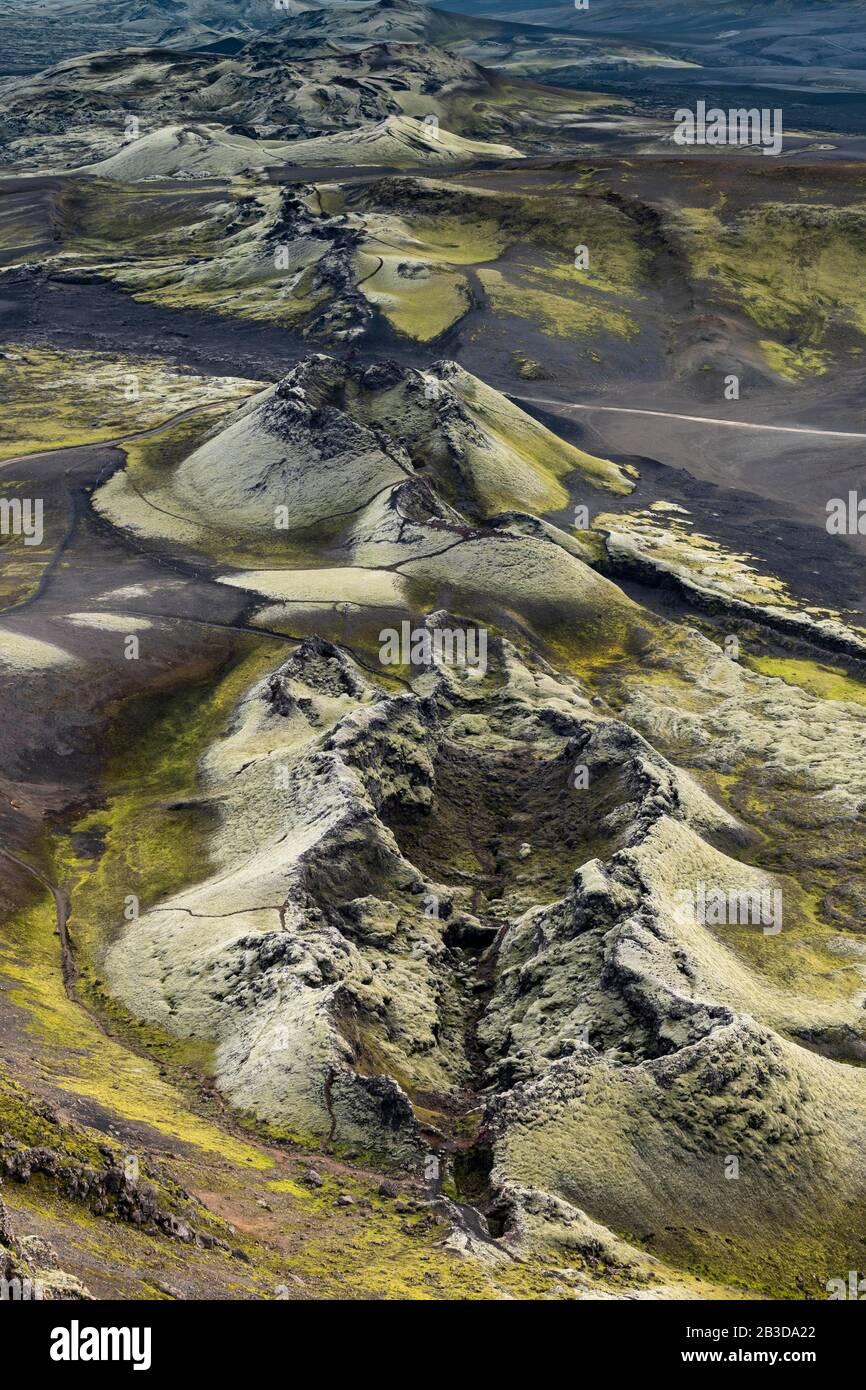 Aerial view, Laki crater, Laki crater series, eruption fissure ...