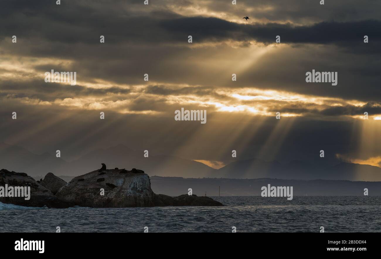Dark clouds sun rays africa hi-res stock photography and images - Alamy