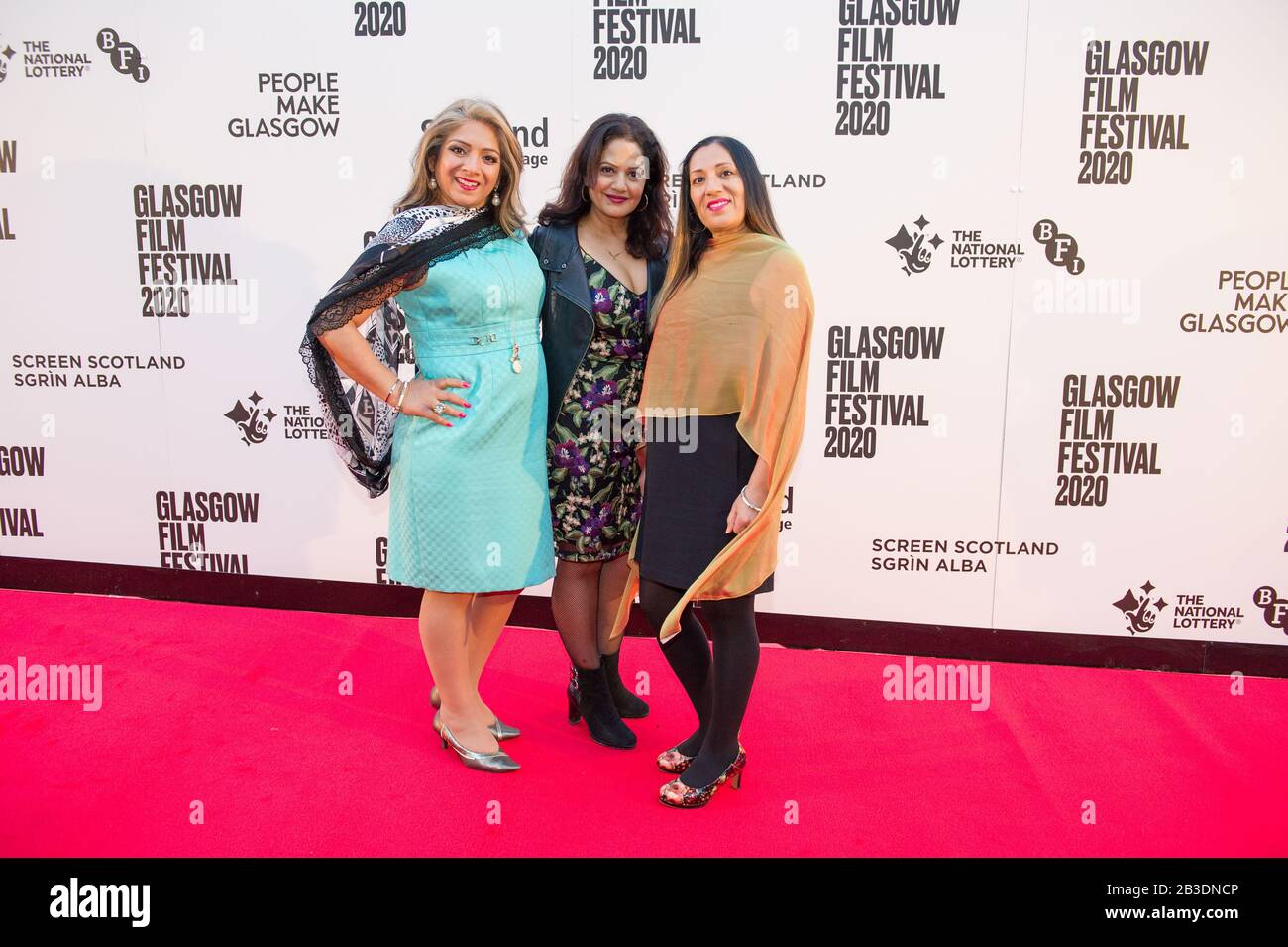 The pooni sisters hi-res stock photography and images - Alamy