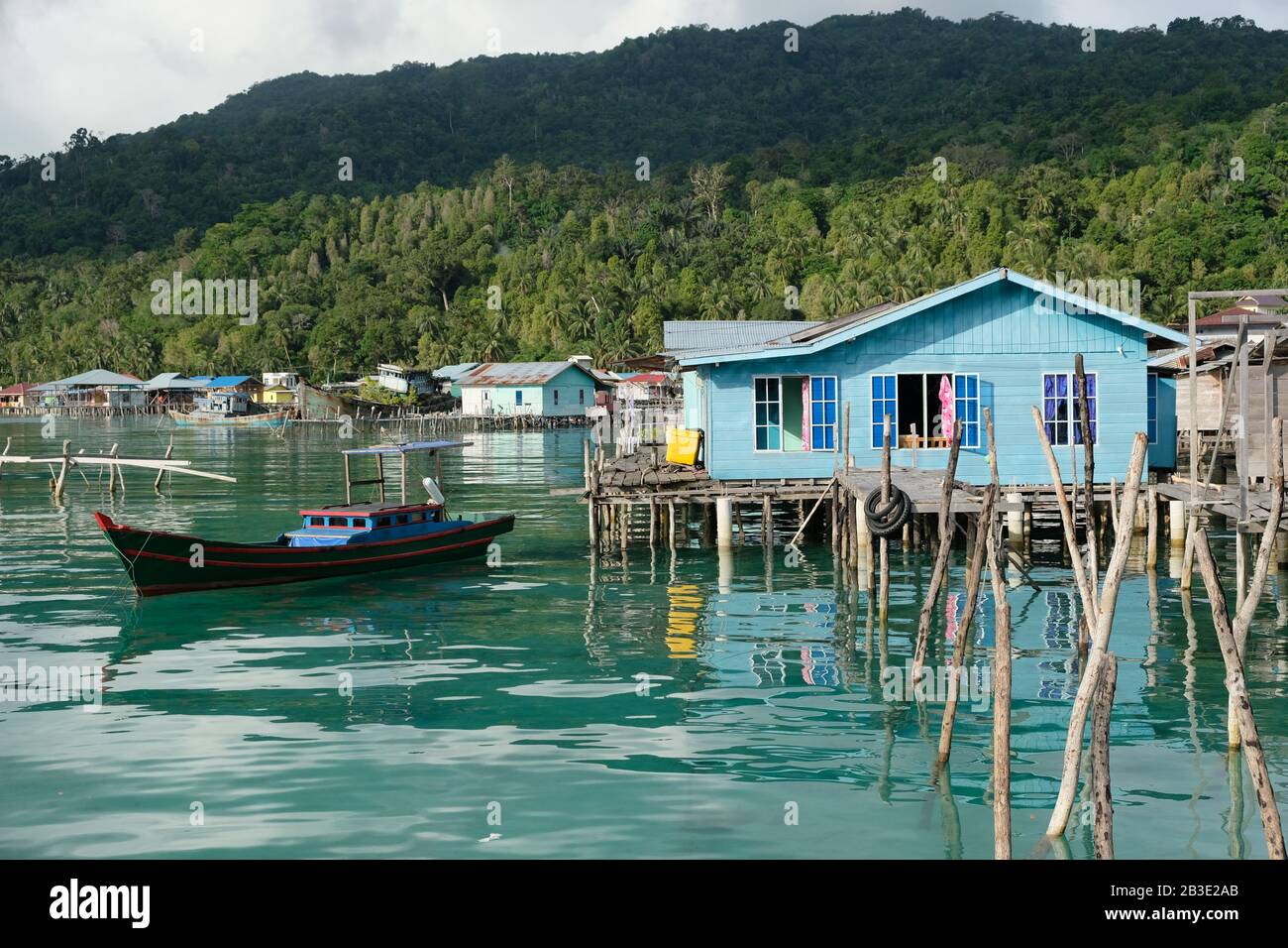 Seaside fishing village scenery hi-res stock photography and images - Alamy