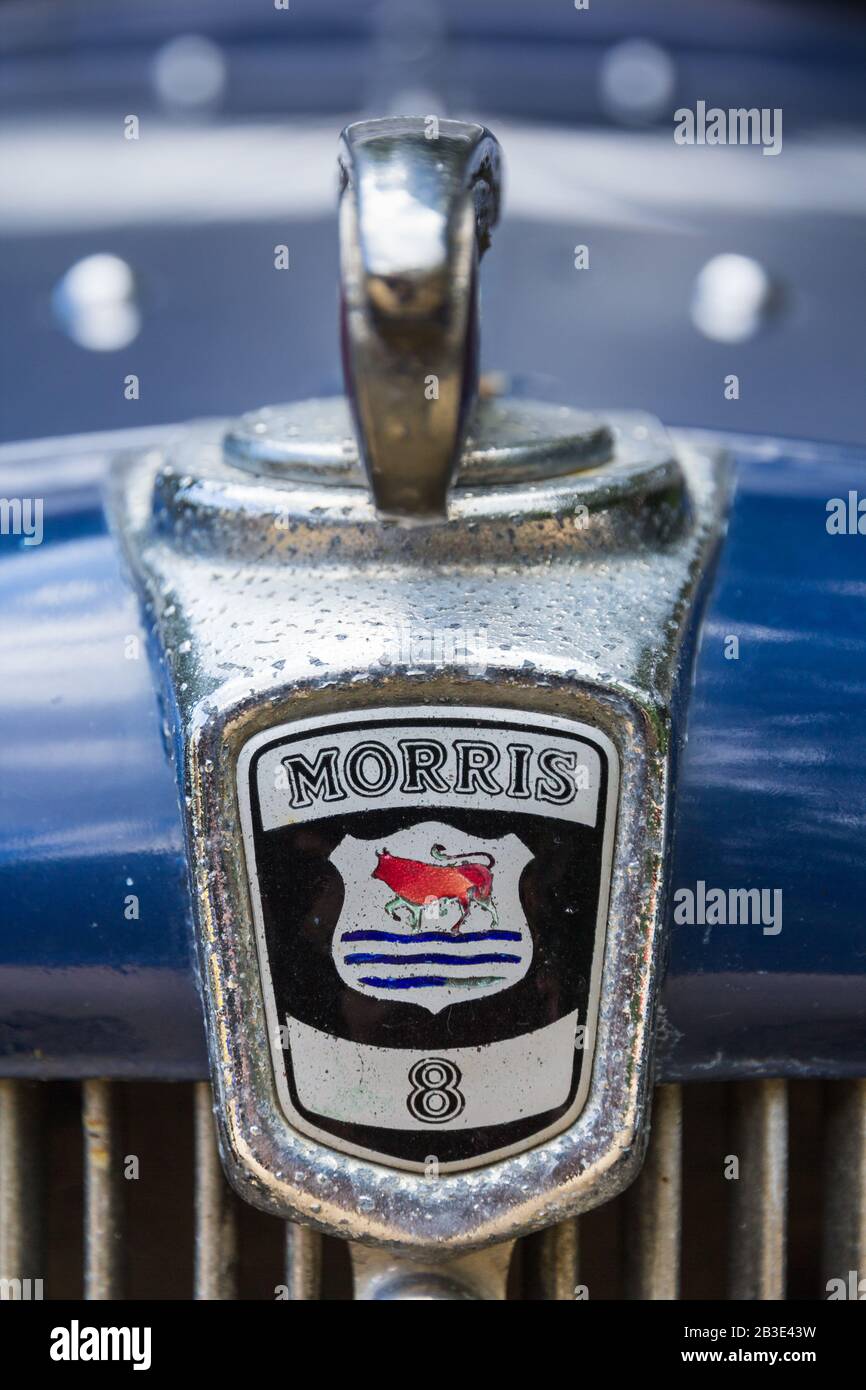 Old morris badge hi-res stock photography and images - Alamy