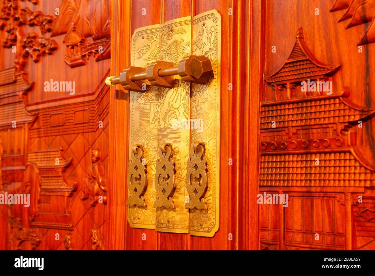 Furniture locks hi-res stock photography and images - Alamy