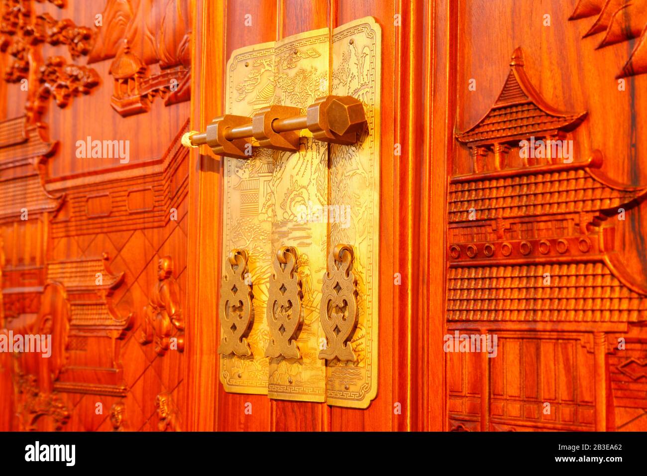 Chinese style furniture hi-res stock photography and images - Alamy