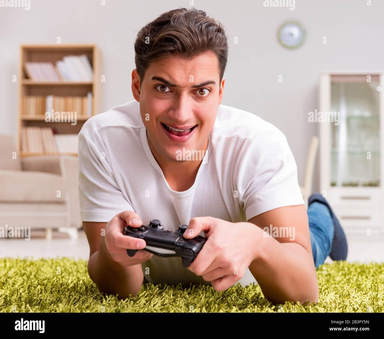 The man addicted to computer games Stock Photo - Alamy