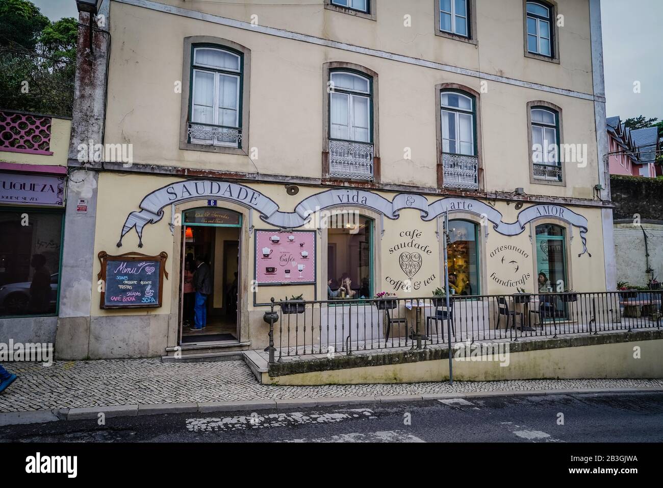 Sintra cafe hi-res stock photography and images - Alamy
