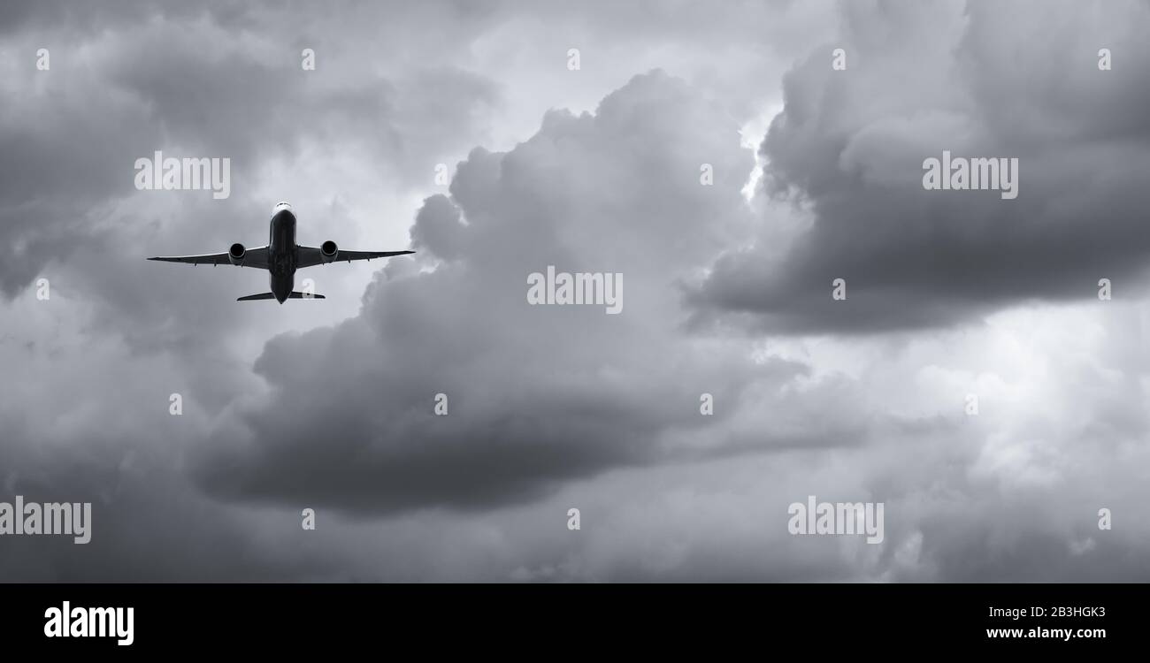 Dark Plane Flying High High Resolution Stock Photography and Images - Alamy