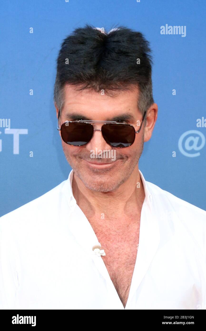 March 4, 2020, Pasadena, CA, USA: LOS ANGELES - MAR 4: Simon Cowell at ...