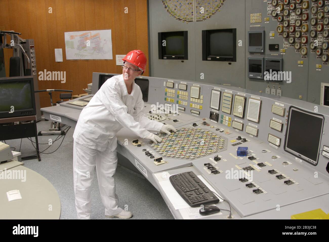 Nuclear reactor rods hi-res stock photography and images - Alamy