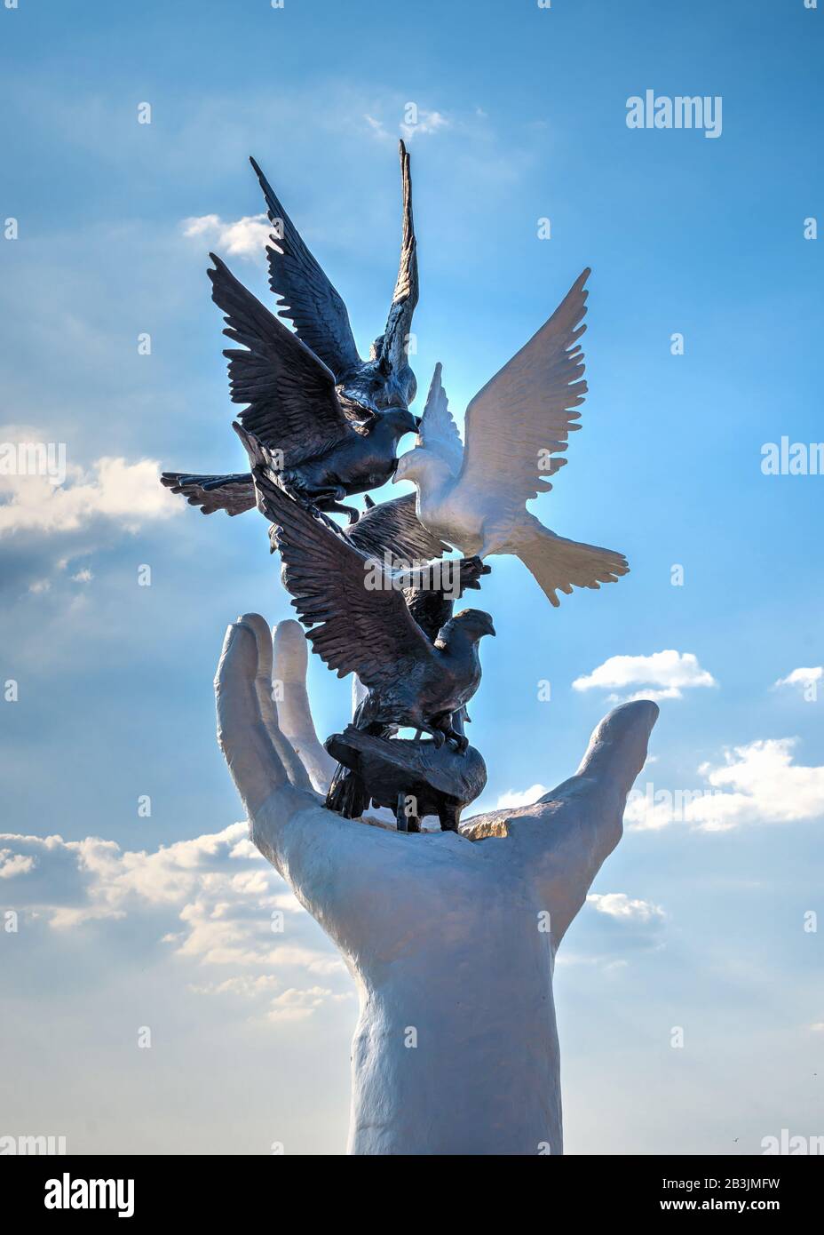 Turkey kusadasi hand peace sculpture hi-res stock photography and ...