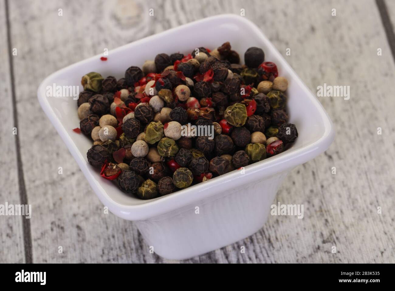 Pepper corn mix - black, red, white and green Stock Photo - Alamy
