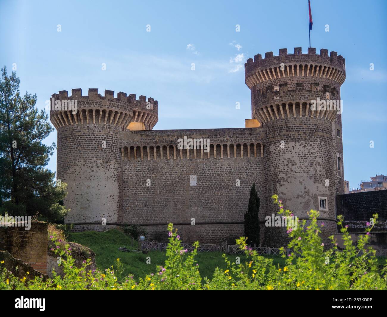 Rocca pia castle tivoli italy hi-res stock photography and images - Alamy